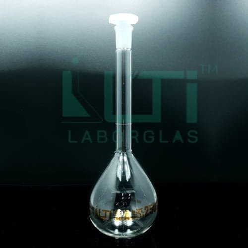 3060-CLEAR GLASS VOLUMETRIC FLASK WITH PE STOPPER, CLASS A, USP ...